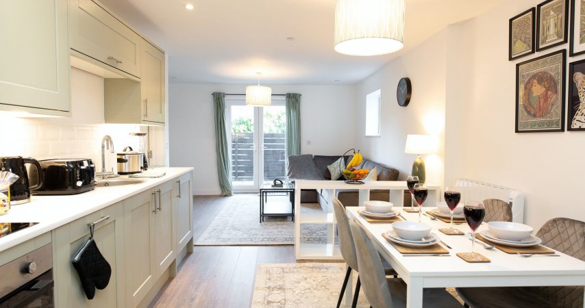 Drawing the City, Cardiff, United Kingdom : book5star.com